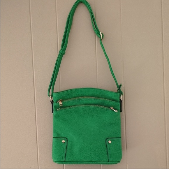 Alyssa | Bags | Alyssa Vibrant Green Faux Leather Triple Zip Crossbody ...